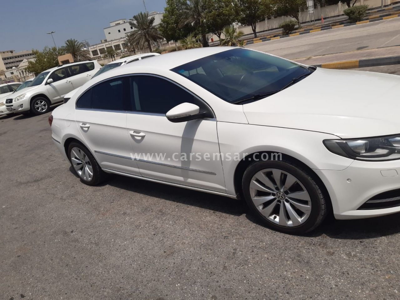 2013 Volkswagen Passat for sale in Bahrain - New and used cars for sale ...