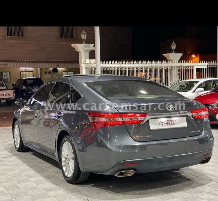 2013 Toyota Avalon Limited for sale in Bahrain - New and used cars for ...