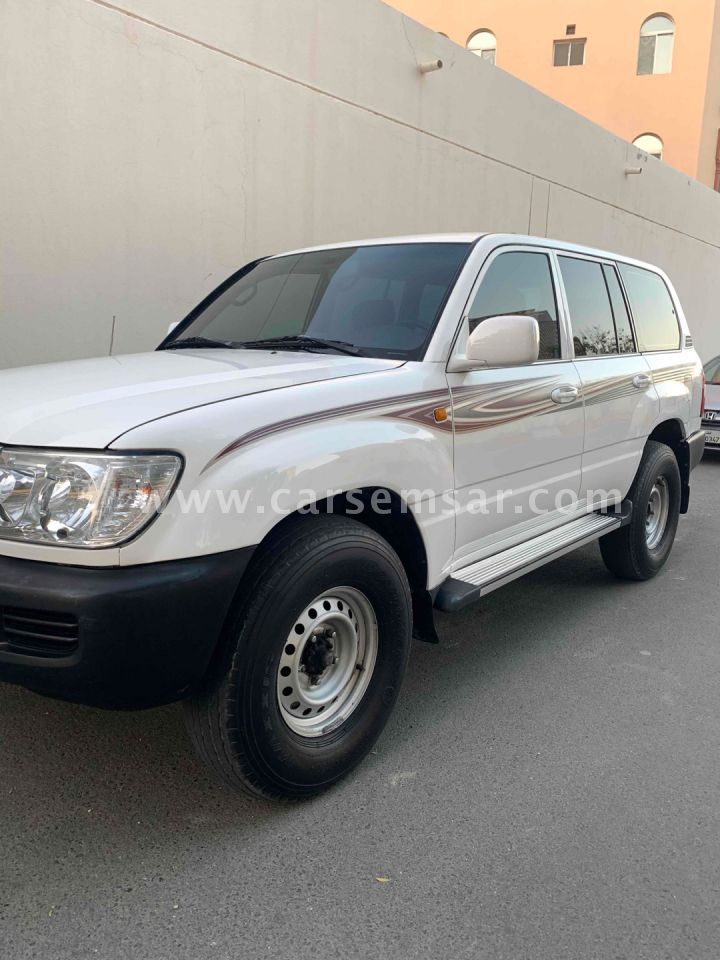 2003 Toyota Land Cruiser GX for sale in Qatar - New and used cars for ...