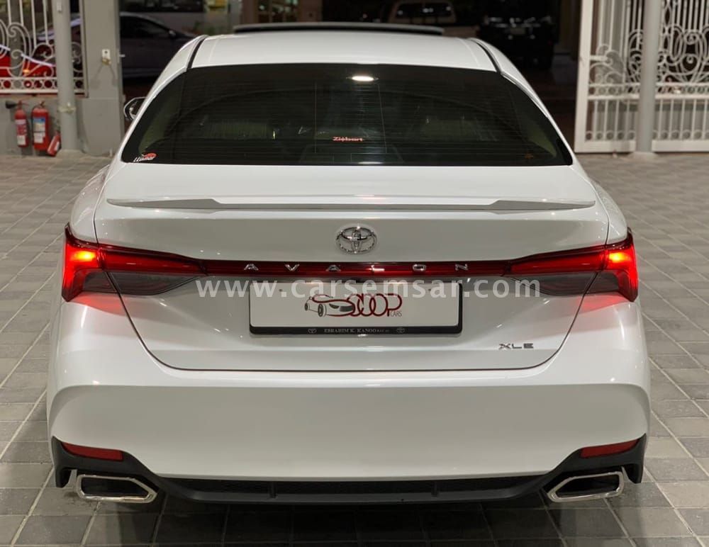 2021 Toyota Avalon XLE for sale in Bahrain - New and used cars for sale ...