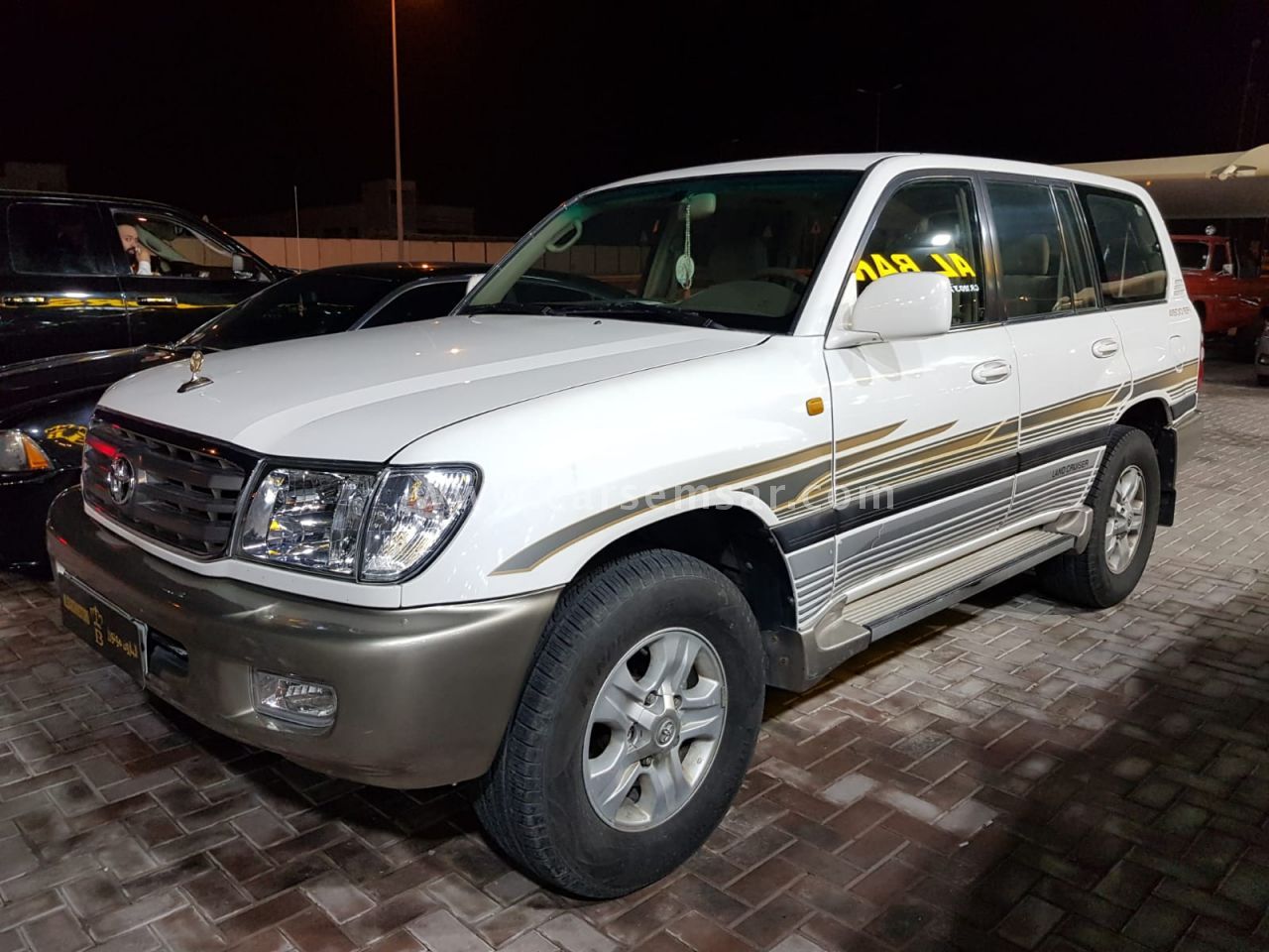 2002 Toyota Land Cruiser GXR for sale in Qatar - New and used cars for ...