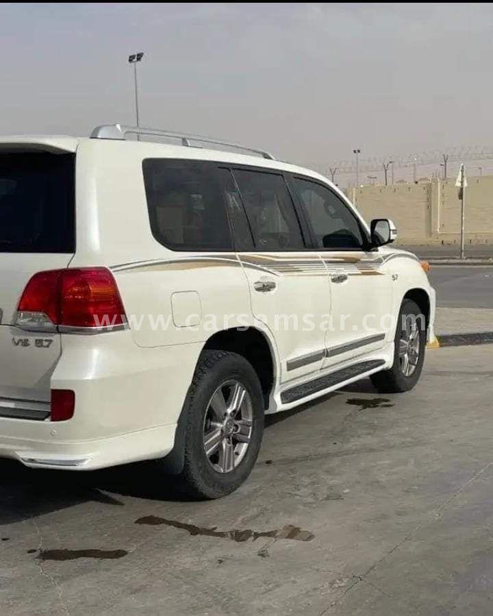 2015 Toyota Land Cruiser 4x4 for sale in Saudi Arabia - New and used ...