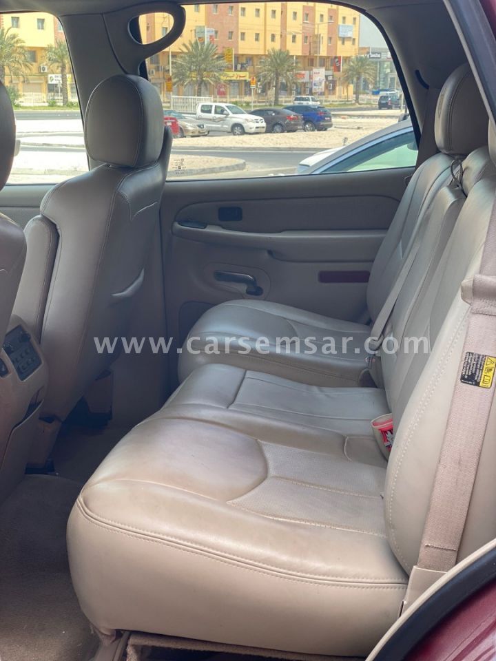2005 Cadillac Escalade for sale in Bahrain - New and used cars for sale ...