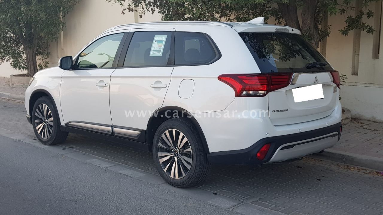 2020 Mitsubishi Outlander for sale in Qatar - New and used cars for ...