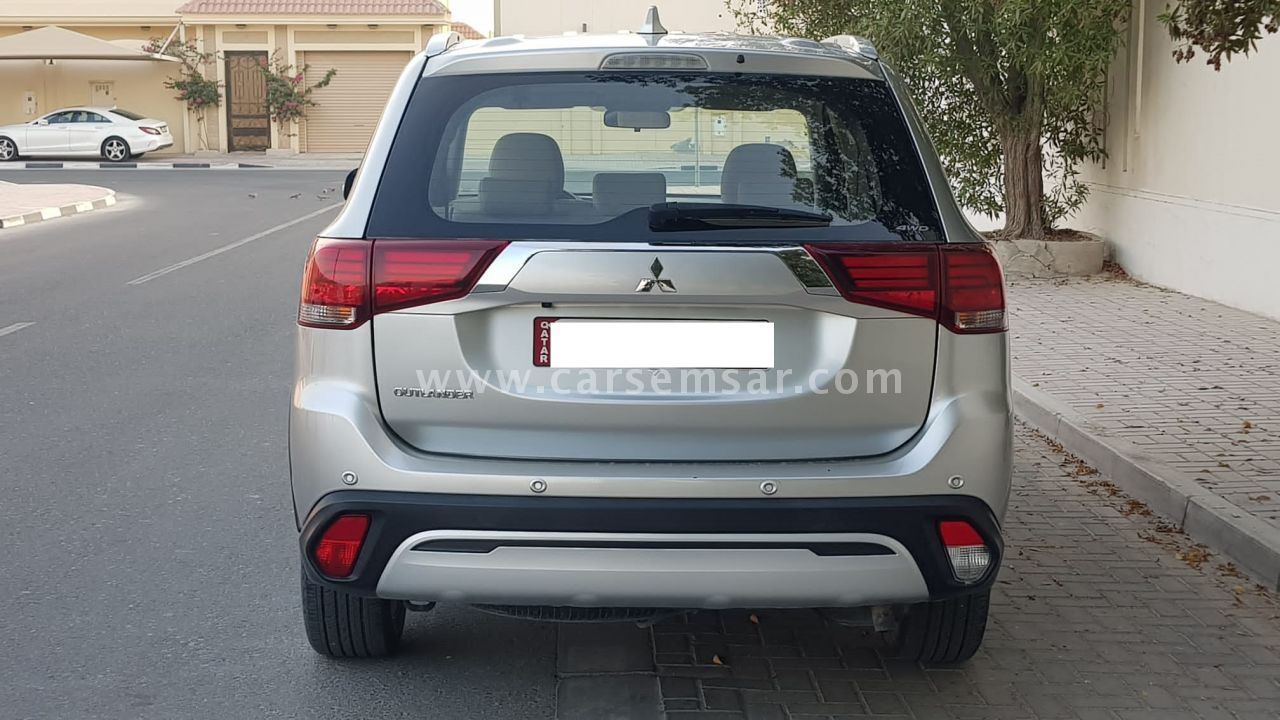 2020 Mitsubishi Outlander for sale in Qatar - New and used cars for ...