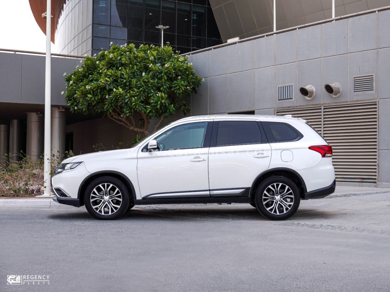 2018 Mitsubishi Outlander 2.4 for sale in Qatar - New and used cars for ...