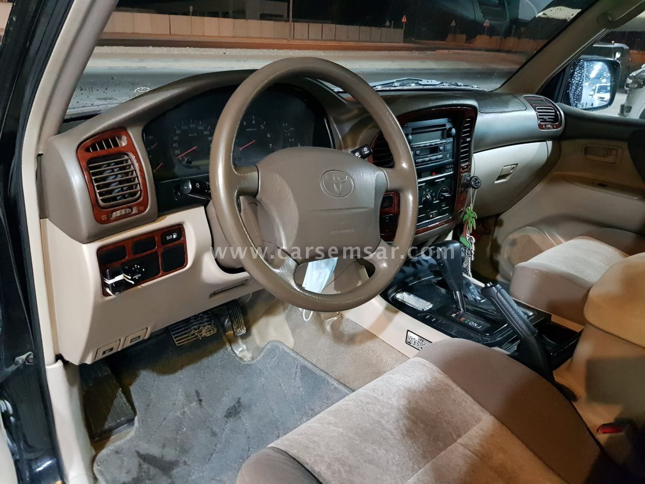 2002 Toyota Land Cruiser GXR for sale in Qatar - New and used cars for ...