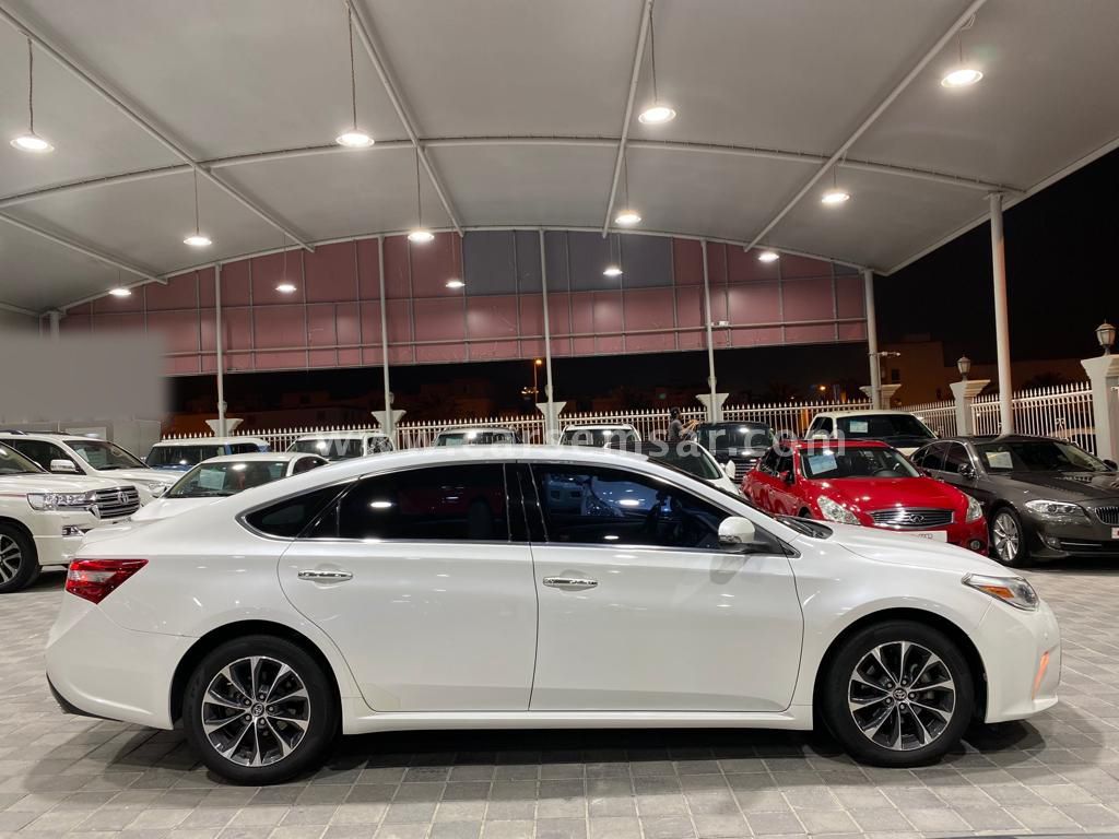2016 Toyota Avalon XLE for sale in Bahrain - New and used cars for sale ...