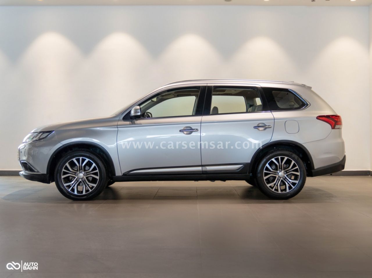 2017 Mitsubishi Outlander 3.0 for sale in Qatar - New and used cars for ...