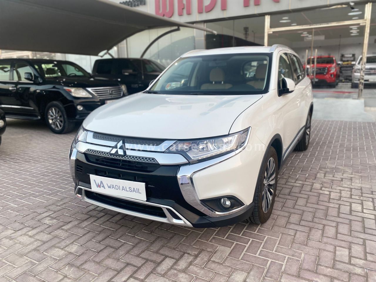 2020 Mitsubishi Outlander for sale in Qatar - New and used cars for ...