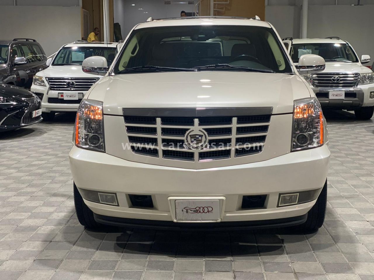 2011 Cadillac Escalade EXT for sale in Bahrain - New and used cars for ...