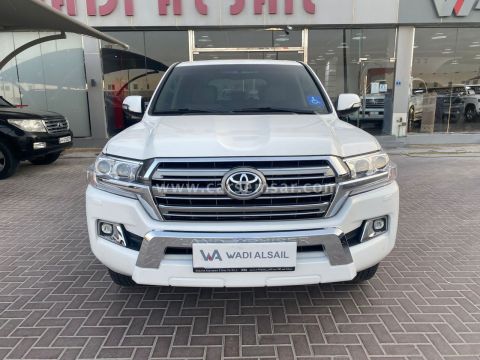 2016 Toyota Land Cruiser GXR V8 for sale in Qatar - New and used cars ...