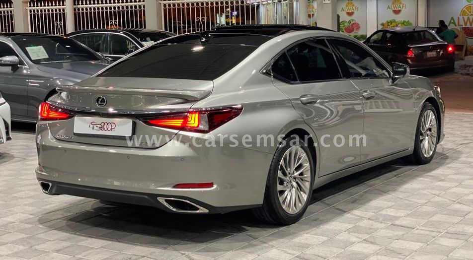 2020 Lexus ES 350 for sale in Bahrain - New and used cars for sale in ...