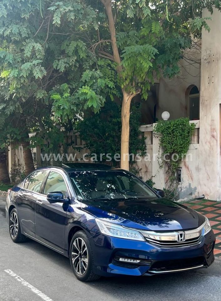 2017 Honda Accord 3.5 V6 for sale in Bahrain - New and used cars for ...