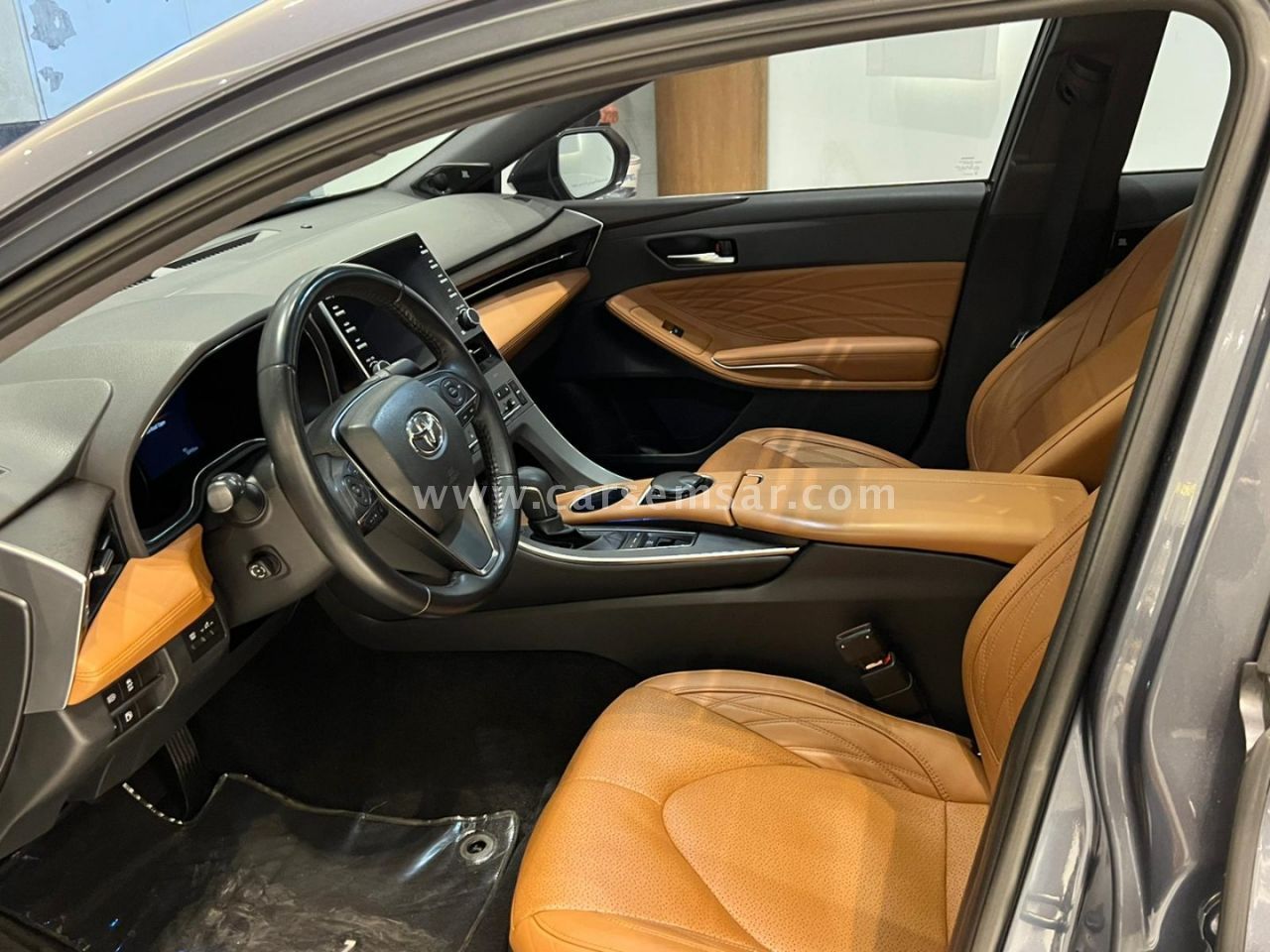2019 Toyota Avalon Limited for sale in Bahrain - New and used cars for ...