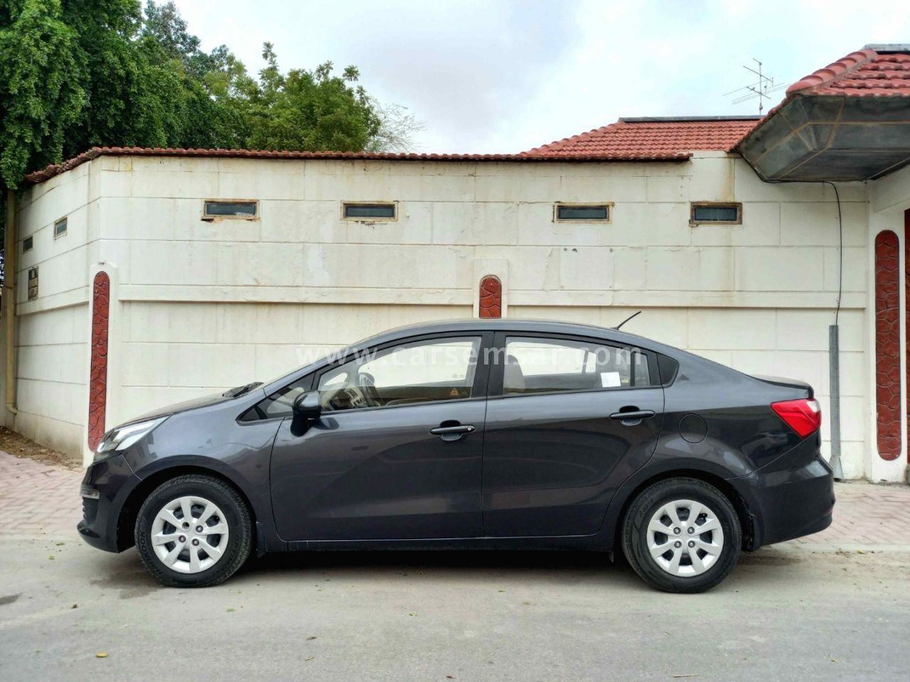 2017 Kia Rio for sale in Bahrain - New and used cars for sale in Bahrain