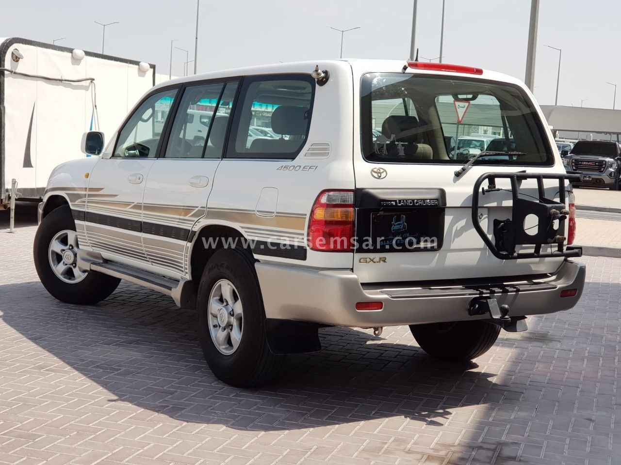2001 Toyota Land Cruiser GXR for sale in Qatar - New and used cars for ...