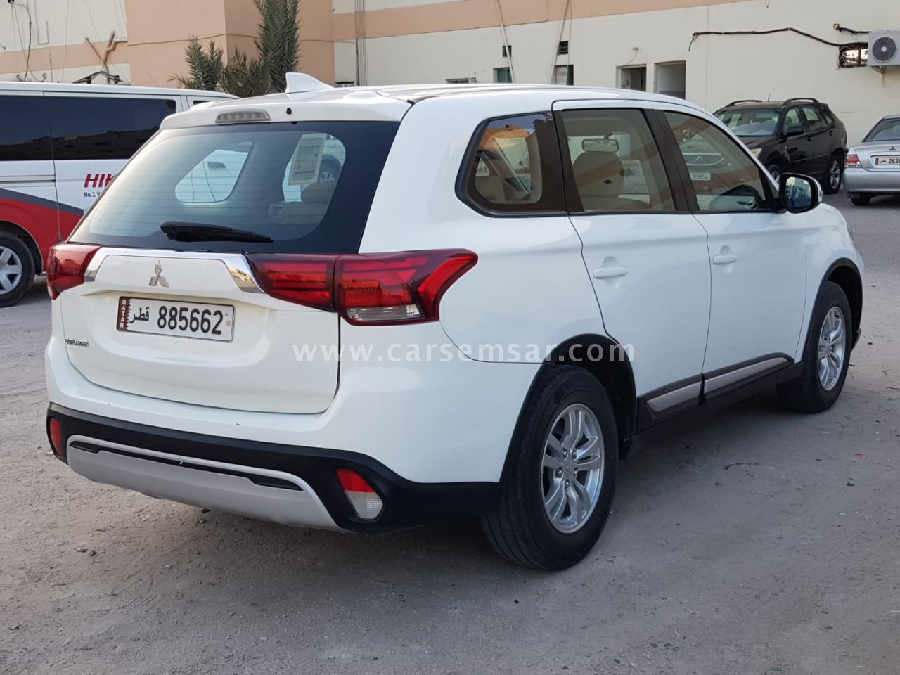 2020 Mitsubishi Outlander for sale in Qatar - New and used cars for ...