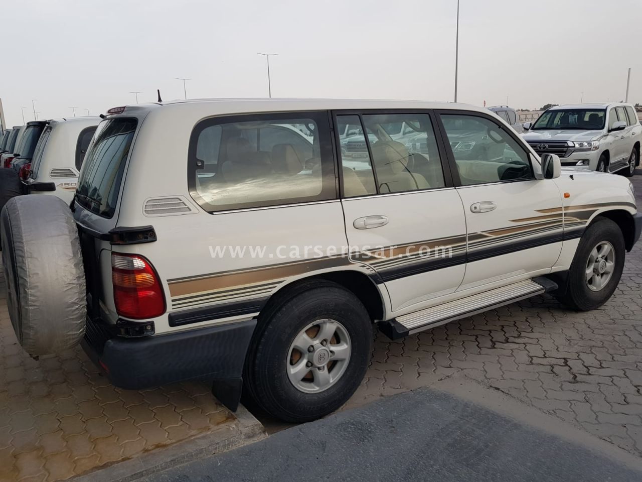 1998 Toyota Land Cruiser GXR for sale in Qatar - New and used cars for ...