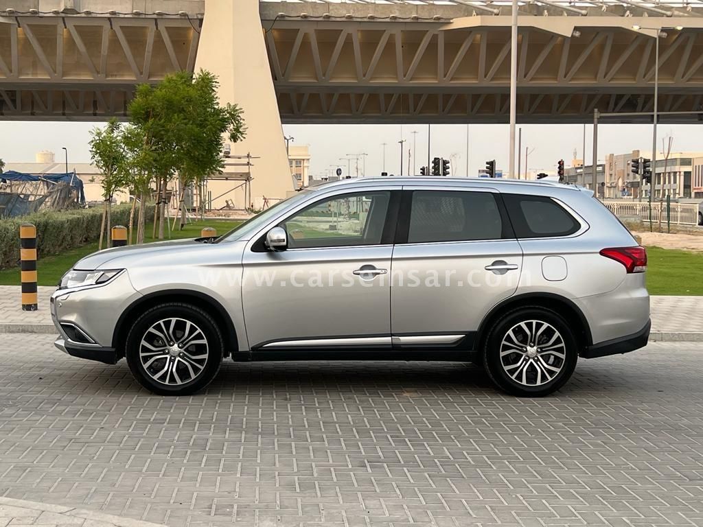 2018 Mitsubishi Outlander 3.0 for sale in Qatar - New and used cars for ...