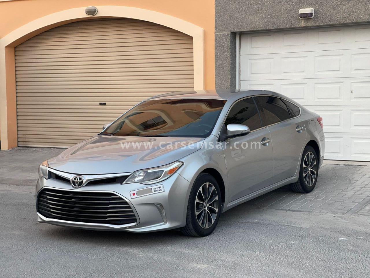 2017 Toyota Avalon XLE for sale in Bahrain - New and used cars for sale ...