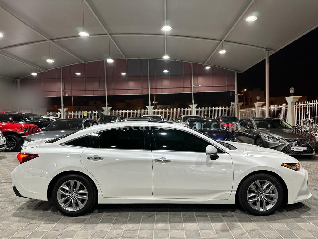 2022 Toyota Avalon XLE for sale in Bahrain - New and used cars for sale ...