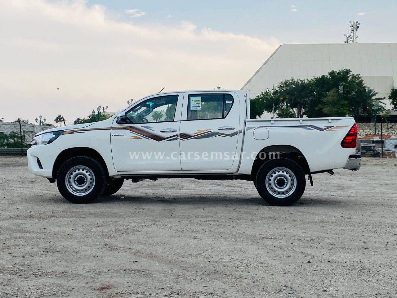 2024 Toyota Hilux 2.7 Diesel 4x4 for sale in Qatar - New and used cars ...