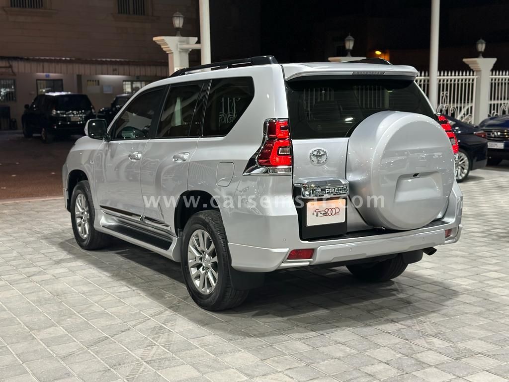 2021 Toyota Prado TXL V6 for sale in Bahrain - New and used cars for ...