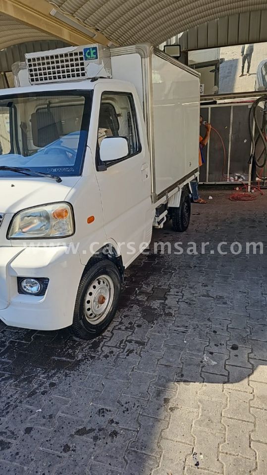 2013 CMC Veryca Van for sale in Qatar - New and used cars for sale in Qatar