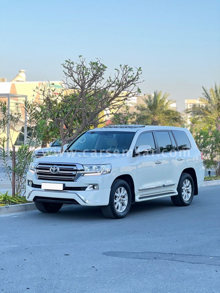 2016 Toyota Land Cruiser GXR for sale in Bahrain - New and used cars for sale in Bahrain