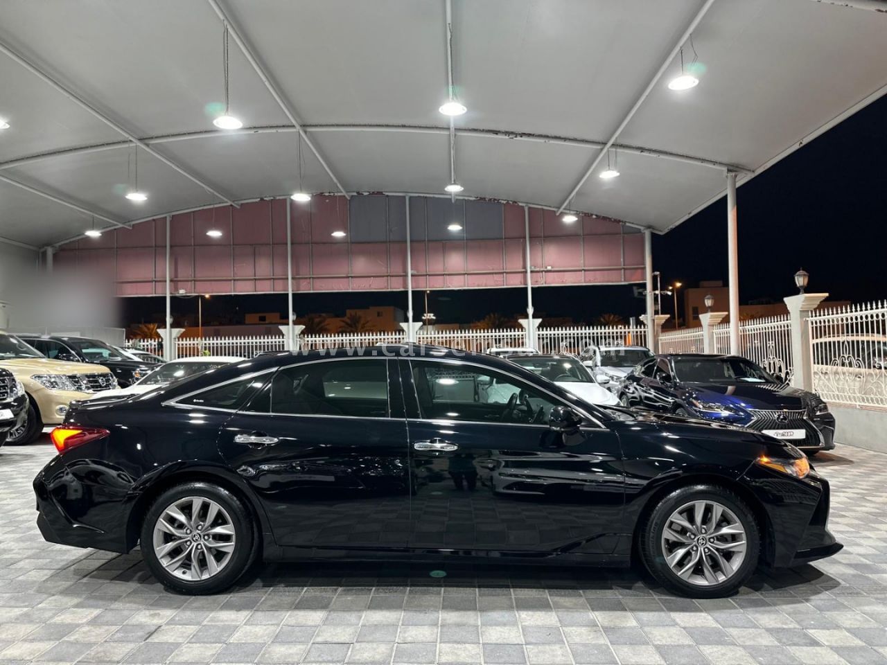 2021 Toyota Avalon XLE for sale in Bahrain - New and used cars for sale ...