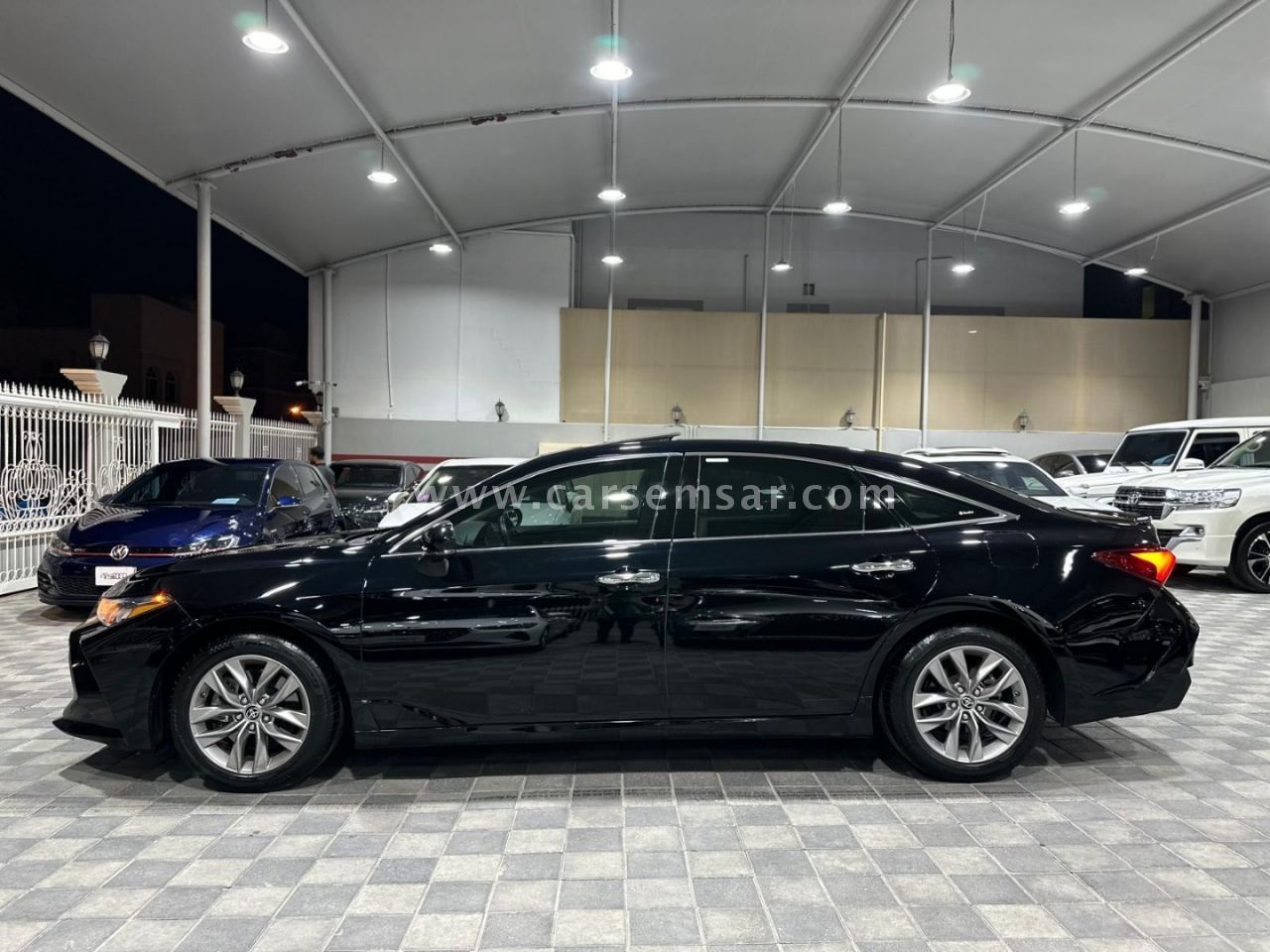 2021 Toyota Avalon XLE for sale in Bahrain - New and used cars for sale ...