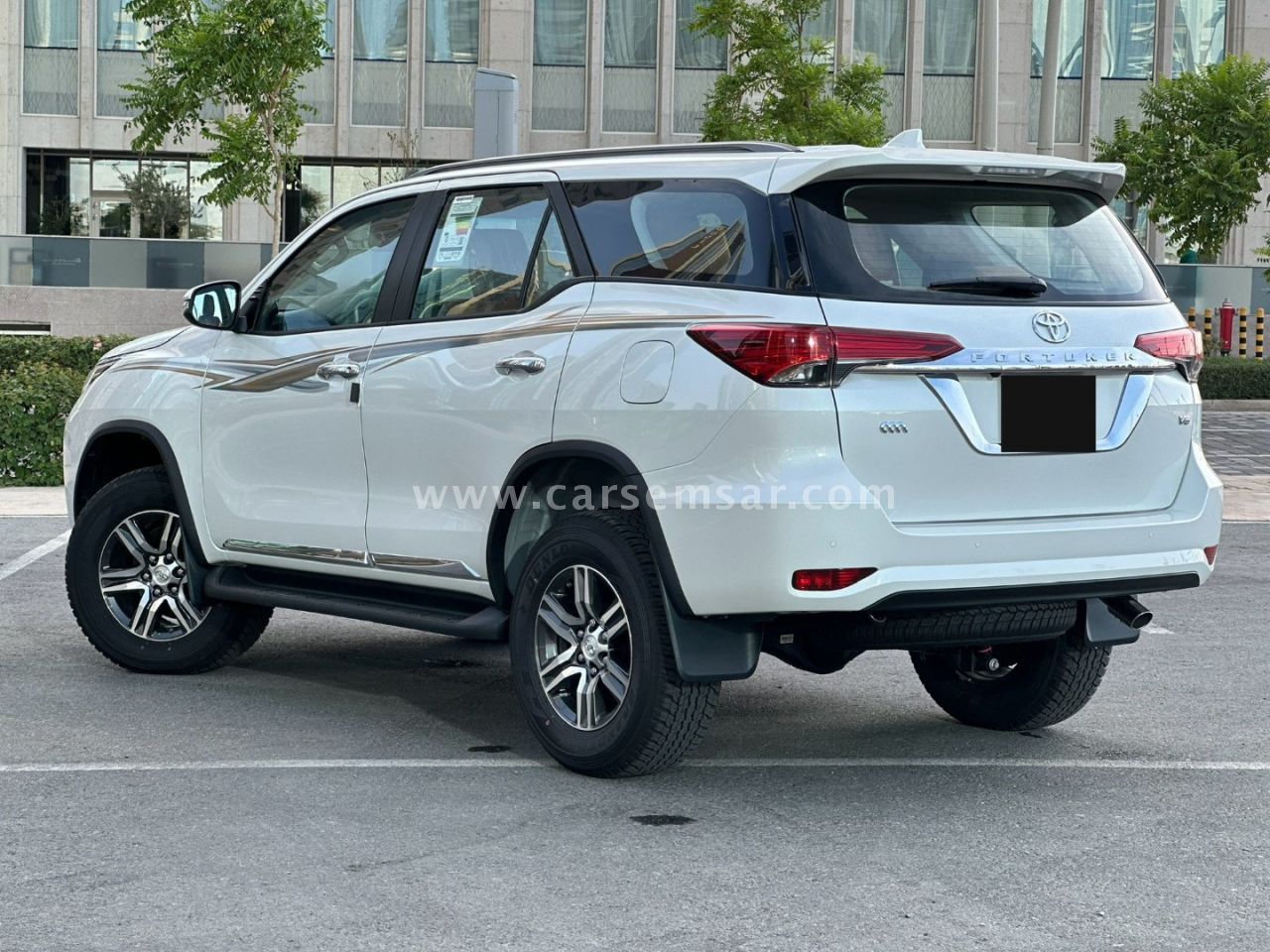 2025 Toyota Fortuner 4.0 V6 for sale in Qatar - New and used cars for ...