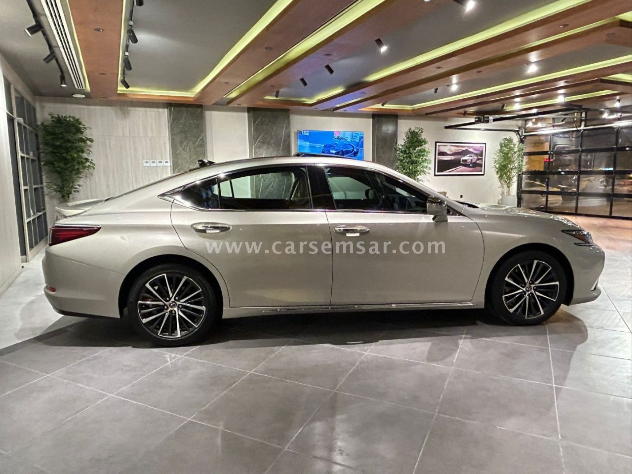 2022 Lexus ES 350 for sale in Bahrain - New and used cars for sale in ...