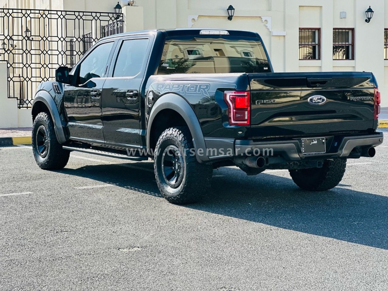 2017 Ford F-150 Raptor for sale in Qatar - New and used cars for sale ...