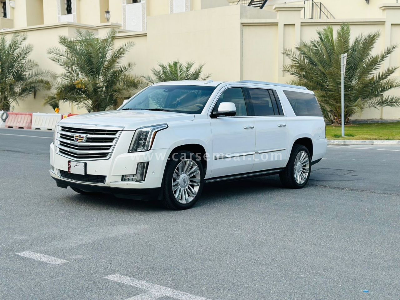 2017 Cadillac Escalade ESV for sale in Qatar - New and used cars for ...