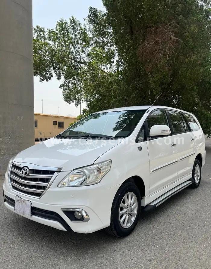 2015 Toyota Innova for sale in Saudi Arabia - New and used cars for ...