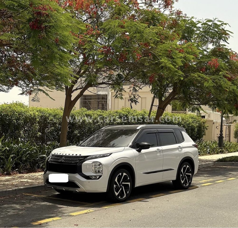 2024 Mitsubishi Outlander 2.5 for sale in Qatar - New and used cars for ...