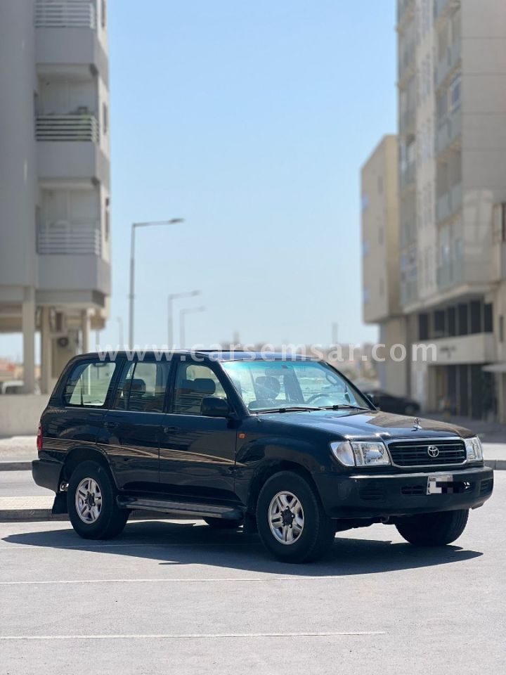 2002 Toyota Land Cruiser GXR for sale in Bahrain - New and used cars ...