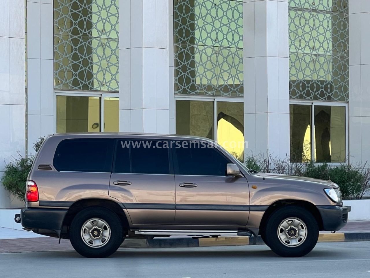 1999 Toyota Land Cruiser GXR for sale in Bahrain - New and used cars ...