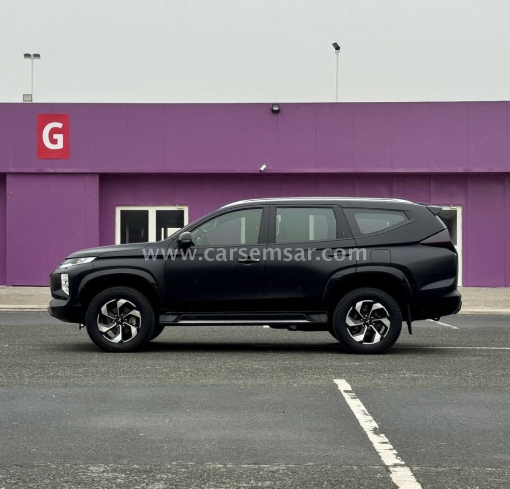 2024 Mitsubishi Montero Sport V6 for sale in Qatar - New and used cars ...